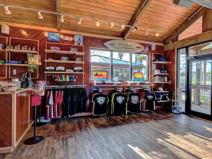 Branded merchandise lets you broadcast your excellent taste in waterfront dining establishments to everyone you meet.