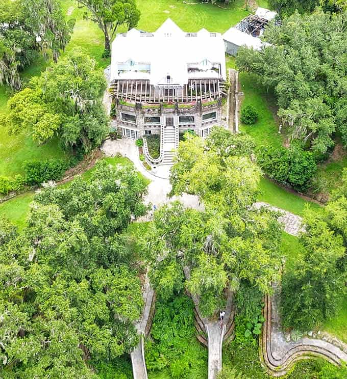From above, the house nestles into its green surroundings like it grew there naturally, which given its organic construction process, maybe it did.