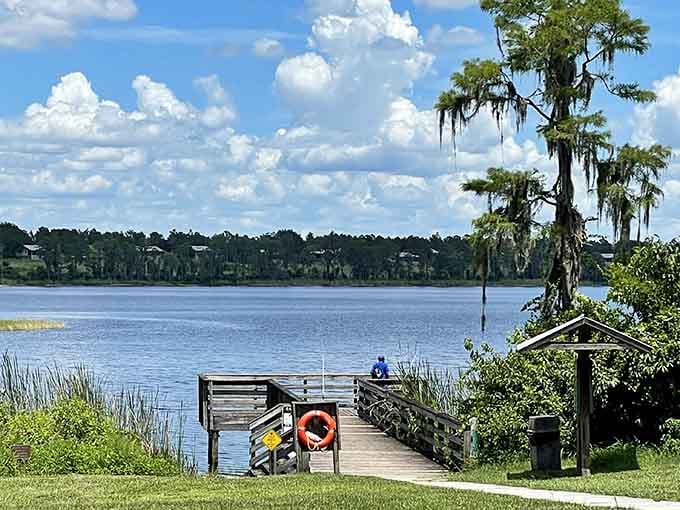 Lake views that make you want to grab a fishing pole and spend the whole afternoon right here.