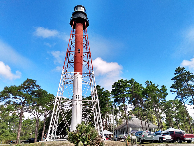 Up close and personal with this iron giant. Those Victorian engineers knew a thing or two about hurricane-proof design!