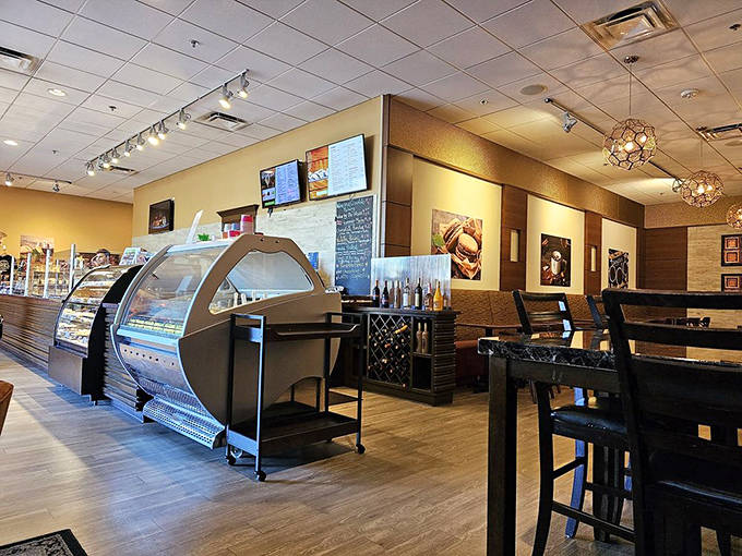 The caf&eacute; area strikes that perfect balance between sophisticated chocolate boutique and cozy spot to satisfy your most urgent sugar cravings.