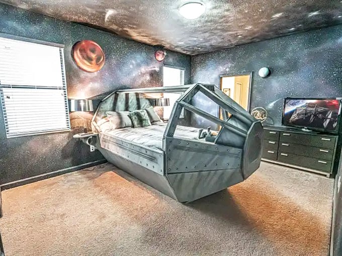 Not just a bed&mdash;a spacecraft experience where dreams of piloting through asteroid fields come with surprisingly comfortable pillows.