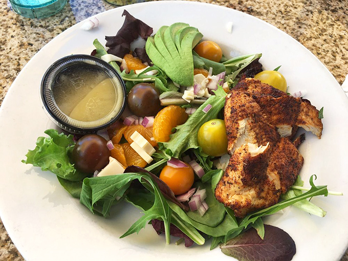 The Islamorada salad proves healthy eating needn't be punishment&mdash;colorful tomatoes and avocado slices dance around perfectly blackened chicken.