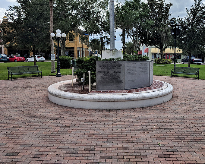 The war memorial monument anchors Circle Park with solemn dignity, reminding visitors that even charming small towns have deep histories and stories worth remembering beyond the pretty scenery.