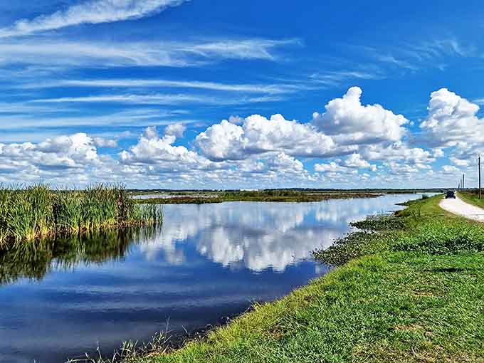 The kind of sky that makes you wonder if Mother Nature moonlights as a watercolor artist on weekends.