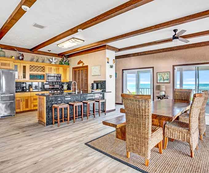 This kitchen is so well-equipped you could actually cook real meals, though with Marathon's restaurants nearby, that's more option than obligation.