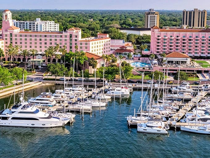Old Florida glamour meets waterfront wonder. The Vinoy's marina view makes boat owners wish they'd sprung for a bigger vessel.