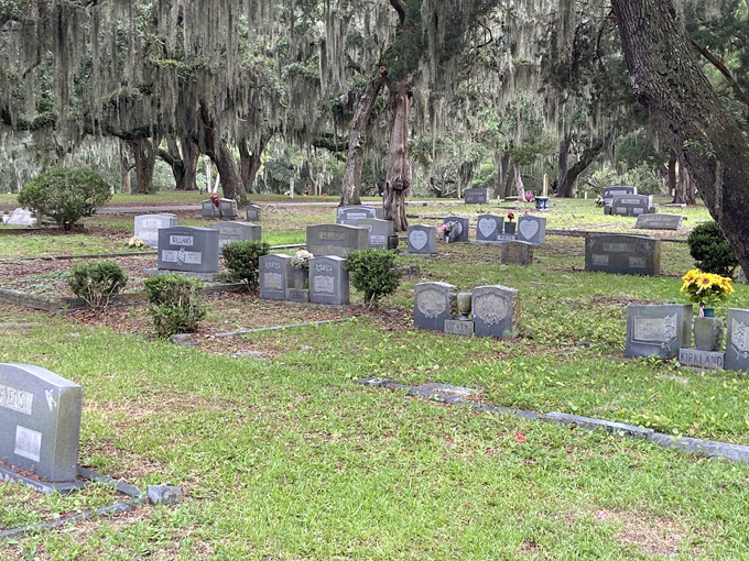bosque bello cemetery 1