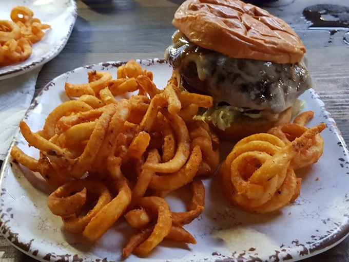 canoe creek sports tavern 6