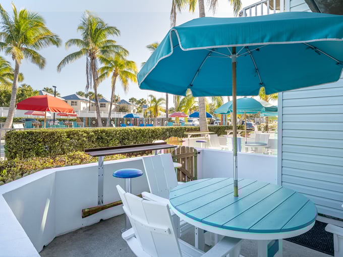 captain hirams resort