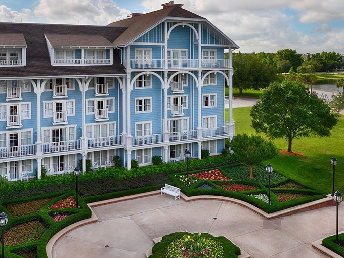disneys yacht club resort 9