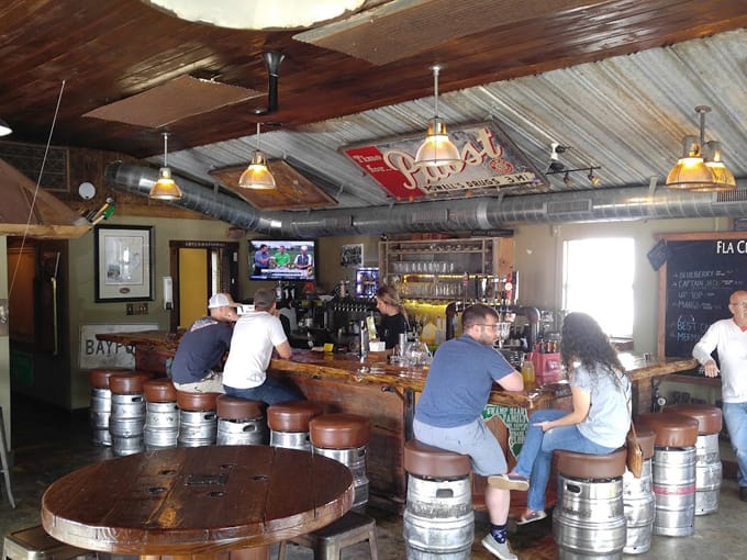 florida cracker kitchen 9