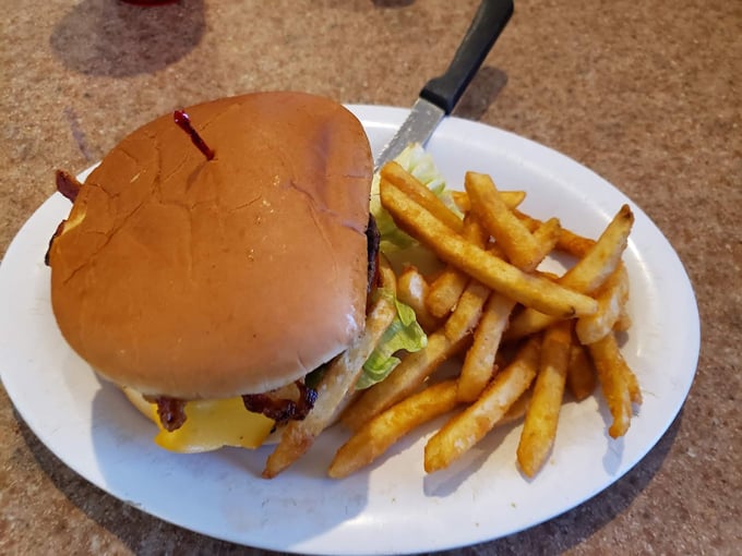 jay bees restaurant 6