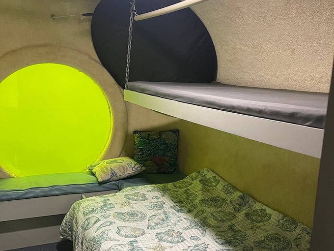 jules undersea lodge 4