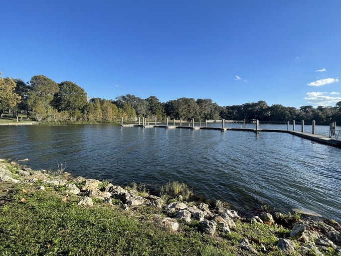 march &mdash; mount dora