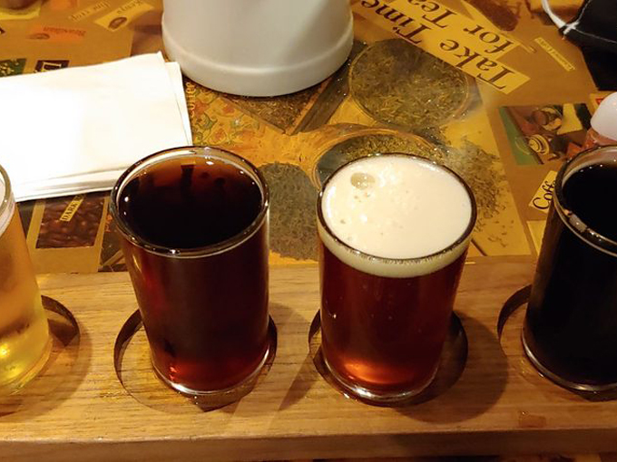 mr. dunderbaks biergarten and brewery 3