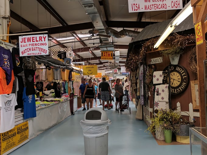 renningers antique center farmers flea market 2