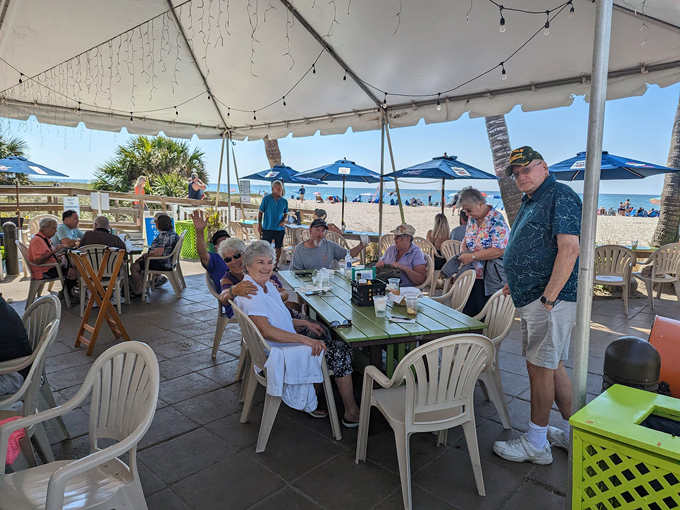 sharkys on the pier 9