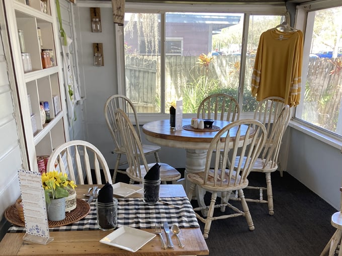 sweet magnolias tea bistro 2