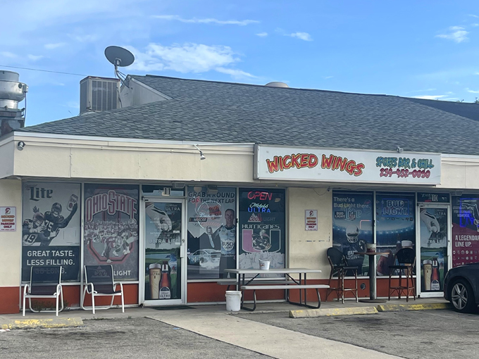 wicked wings things 1