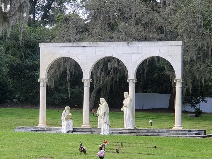 woodlawn memorial park 7