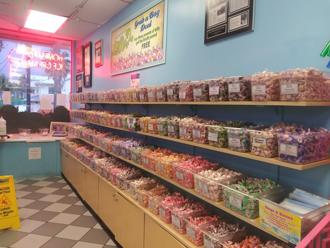 zenos boardwalk sweet shop 4