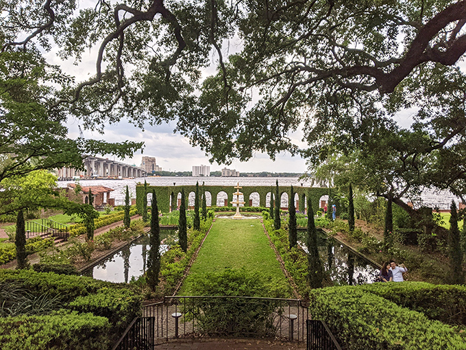 Gardens that make you question if you've accidentally stumbled into paradise &ndash; the Cummer's riverside oasis invites lingering.