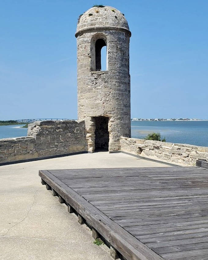 The sentry box offered guards protection from the elements while watching for approaching ships &ndash; the original Florida lookout point.