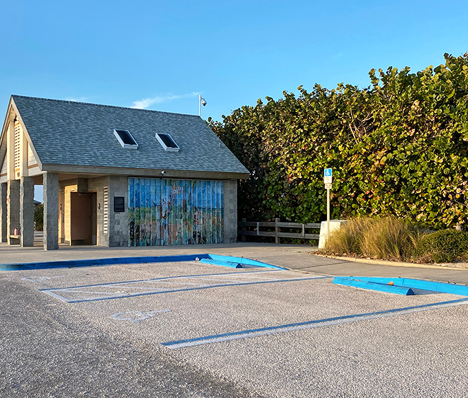 This unassuming structure houses modern conveniences Ponce de Le&oacute;n would have traded his ship for&mdash;namely, actual bathrooms.