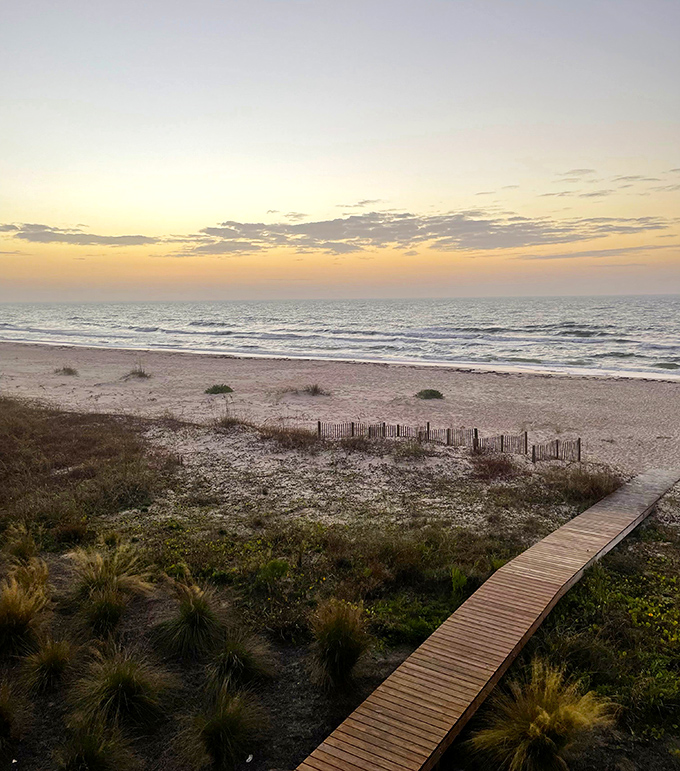 As day fades to dusk, beachgoers are treated to nature's greatest show &ndash; no tickets required, seating unlimited.