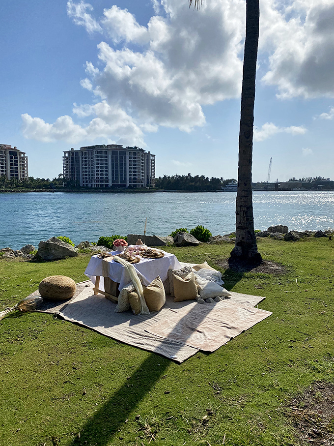 The ultimate lunch spot where sandwiches taste better with a side of spectacular views and gentle sea breezes.