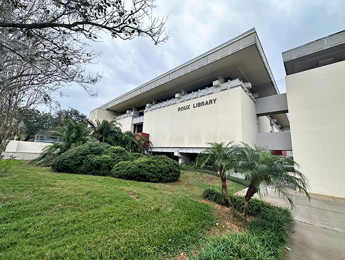 The Roux Library beckons book lovers with Wright's signature style, where even studying feels like an architectural adventure.