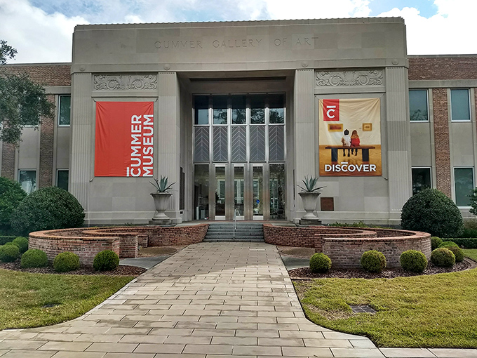 The Cummer Museum's fa&ccedil;ade stands with quiet confidence, like someone who knows they're about to blow your mind.