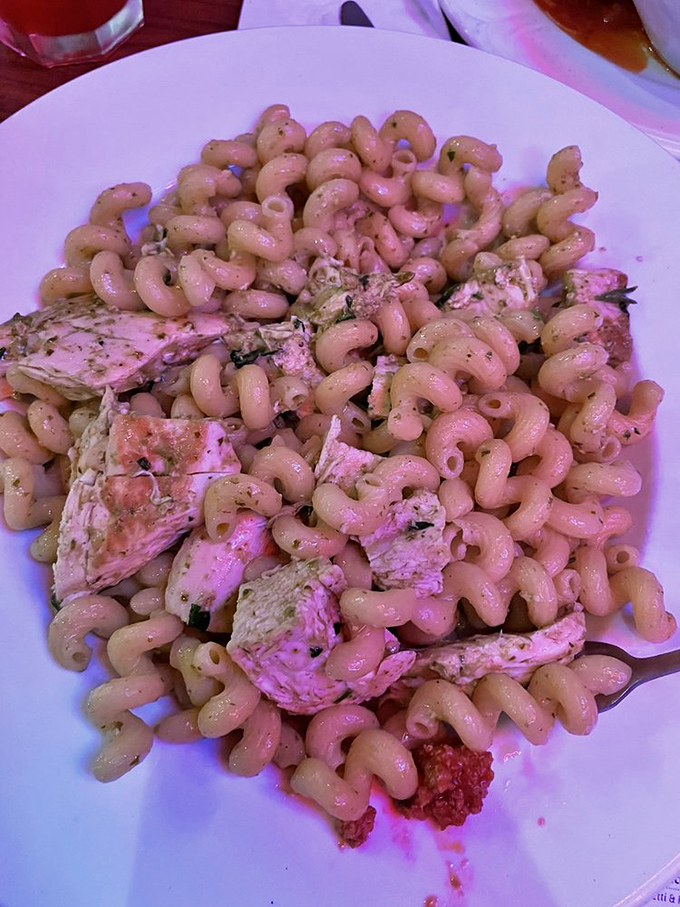 Perfectly al dente pasta meets tender chicken in this pesto dish that proves gangsters have excellent taste in comfort food.