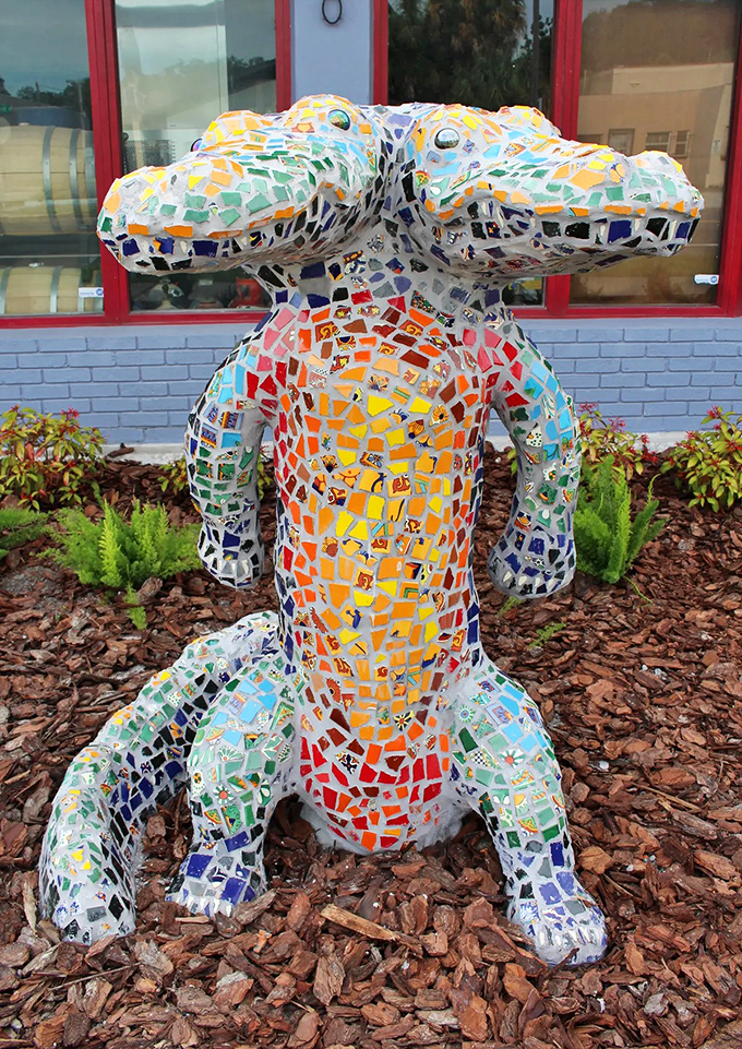 7. statue at full body center view