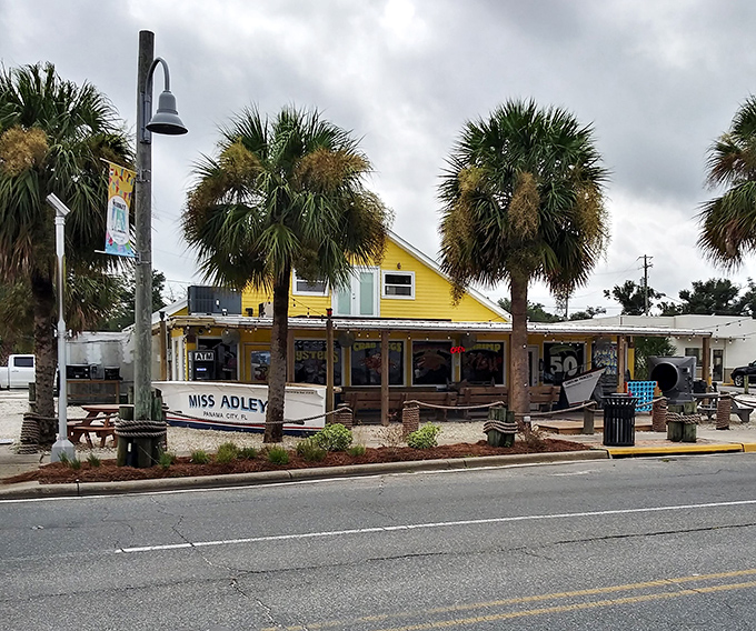 Hunt's unassuming exterior focuses attention where it belongs &ndash; on the legendary seafood inside. This local institution lets its oysters do the talking.