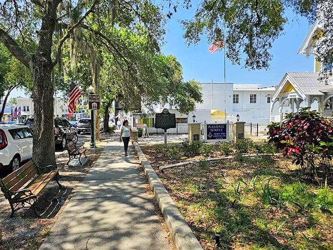 The walkway leading to the Donnelly House is lovely by day, though visitors report the evening stroll back feels considerably longer than the walk in.