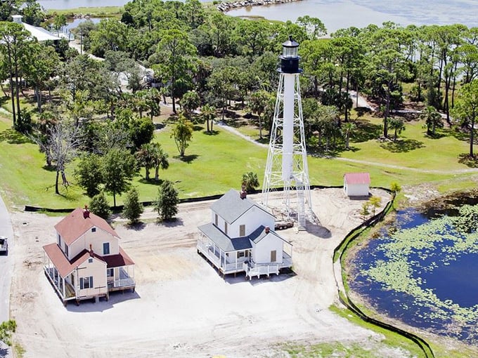 cape san blas lighthouse 4