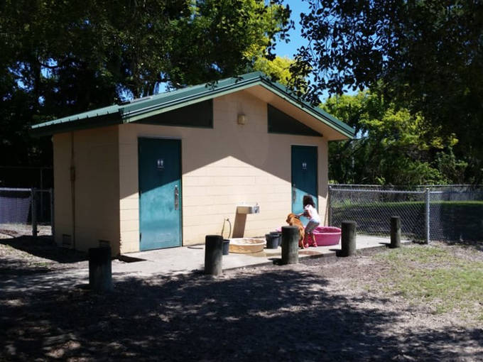 carolyn meeker dog park nature trail 9