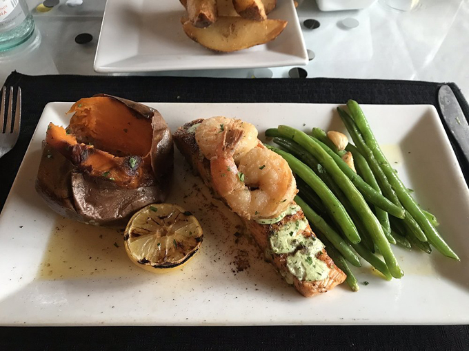 chaz 51 steakhouse 6