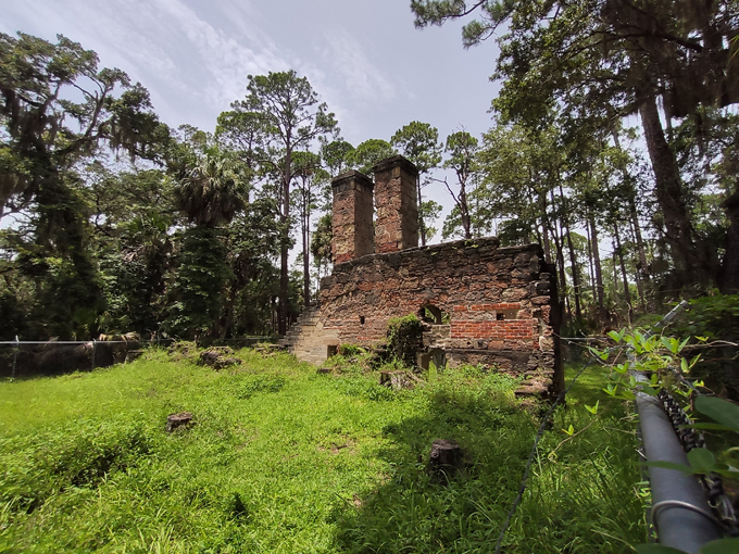 dummett sugar mill ruins 3