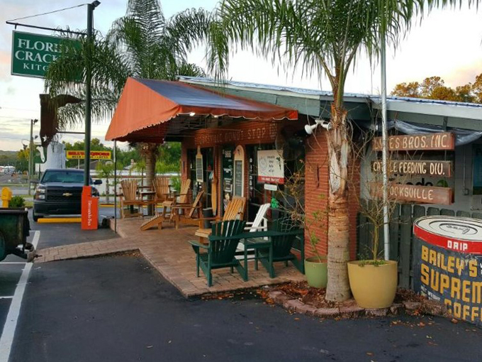 florida cracker kitchen 2