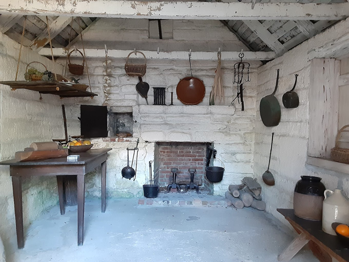 gonzalez&ndash;alvarez house 5