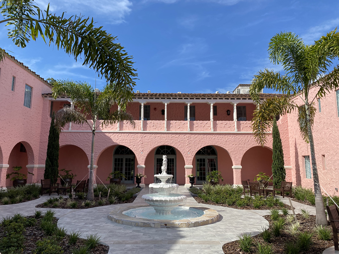 hacienda hotel 7