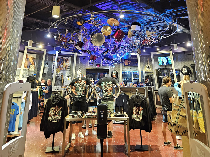 hard rock cafe 8
