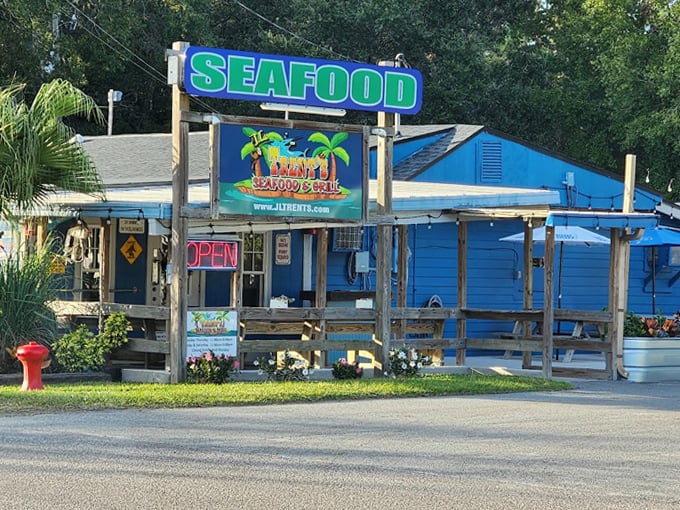 j.l. trents seafood grill 1