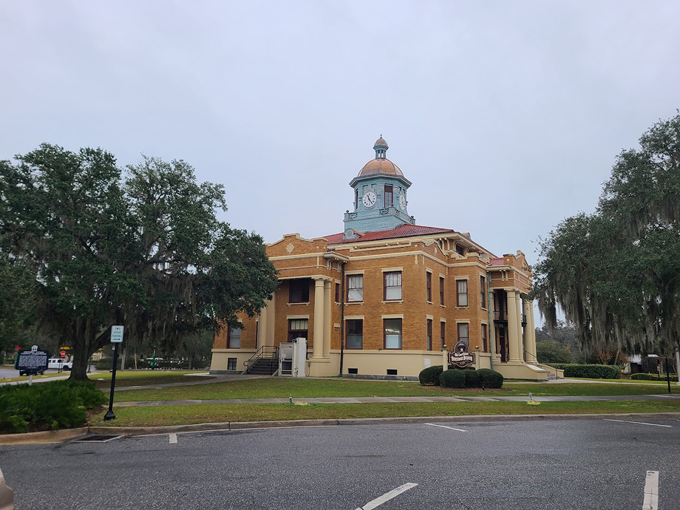 old courthouse heritage museum 1