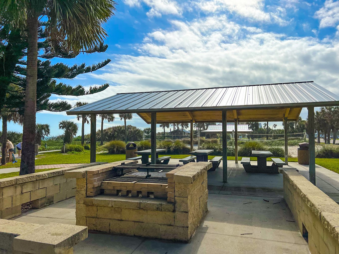 pelican beach park 3