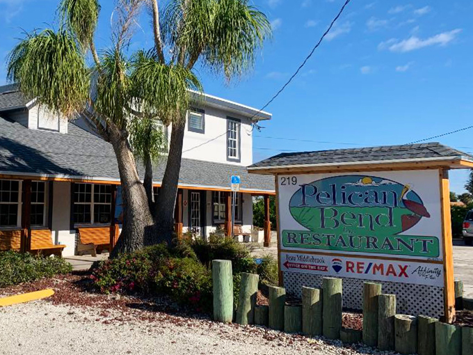 pelican bend 1