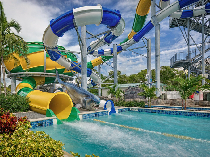 splash harbour water park 2